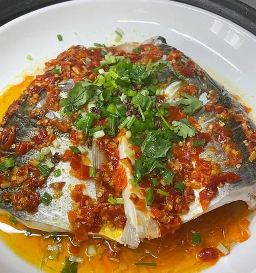 剁椒鱼头酱怎么炒_剁椒鱼头酱配方比例-第1张图片-山城妙识