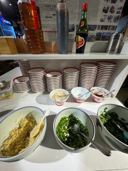 火锅调料台怎么摆_火锅调料台需要哪些配料-第2张图片-山城妙识