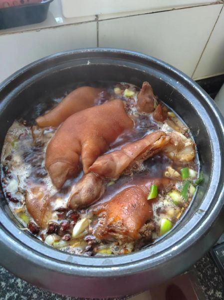 红烧牛蹄怎么做_家常红烧牛蹄做法-第3张图片-山城妙识