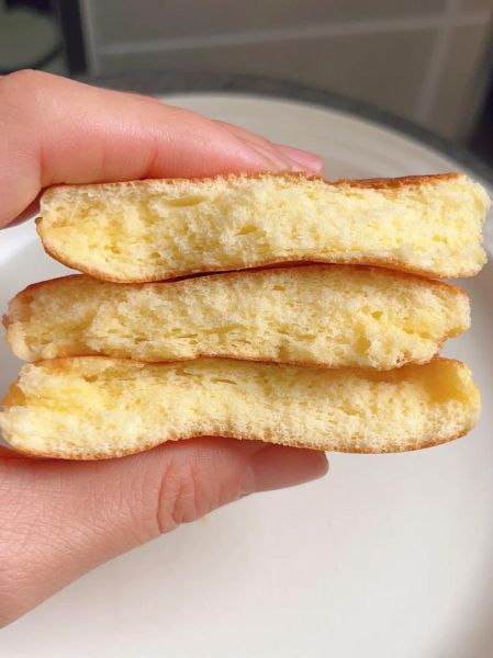 蛋糕底怎么做才松软好吃_为什么蛋糕底总是发硬-第1张图片-山城妙识 蛋糕底怎么做才松软好吃_为什么蛋糕底总是发硬-第1张图片-山城妙识