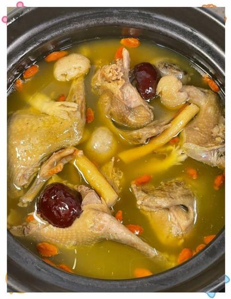 鸽子汤怎么炖好喝又补气血_鸽子汤放什么食材最营养-第1张图片-山城妙识 鸽子汤怎么炖好喝又补气血_鸽子汤放什么食材最营养-第1张图片-山城妙识