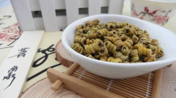 石斛的价格是多少钱一斤_正宗霍山石斛多少钱-第3张图片-山城妙识