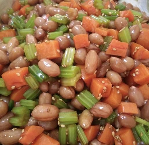 花生米拌芹菜怎么做好吃_花生米拌芹菜热量高吗-第2张图片-山城妙识