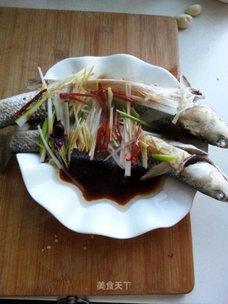 清蒸梭子鱼怎么做_清蒸梭子鱼蒸几分钟才鲜嫩-第1张图片-山城妙识