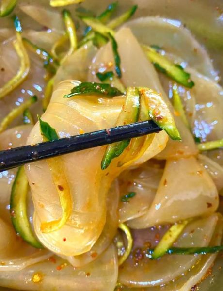 干粉皮怎么凉拌好吃_干粉皮凉拌需要焯水吗-第1张图片-山城妙识 干粉皮怎么凉拌好吃_干粉皮凉拌需要焯水吗-第1张图片-山城妙识