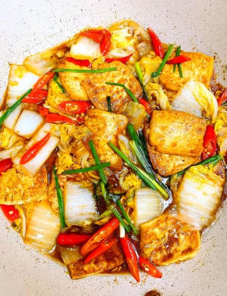 毛白菜豆腐怎么做好吃_毛白菜炖豆腐的家常做法-第1张图片-山城妙识