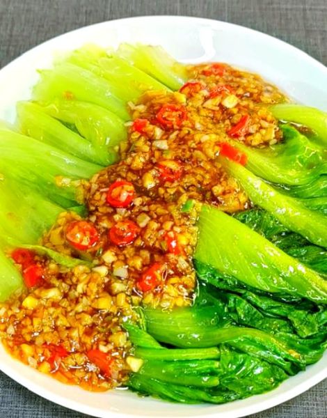 蒜蓉生菜怎么做又简单又好吃_蒜蓉生菜需要焯水吗-第3张图片-山城妙识