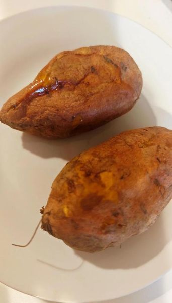 微波炉烤红薯要多长时间_微波炉烤红薯怎么烤-第3张图片-山城妙识