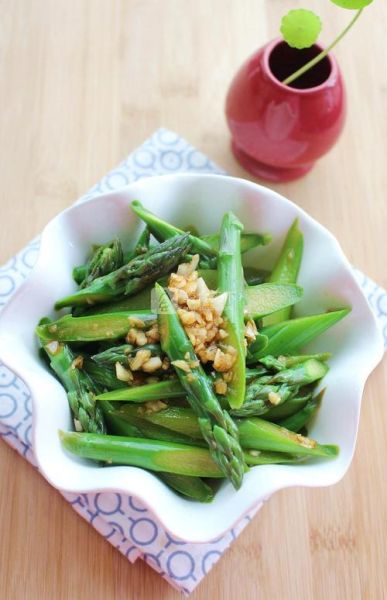 芦笋怎么做好吃_芦笋最经典的三种吃法-第3张图片-山城妙识