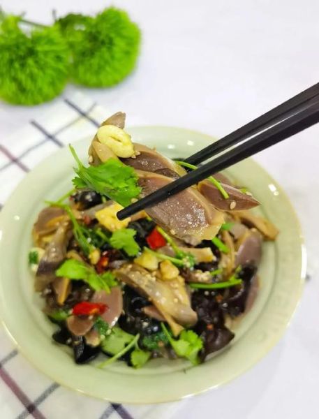 鸭胗怎么做好吃_鸭胗焯水几分钟才脆嫩-第2张图片-山城妙识