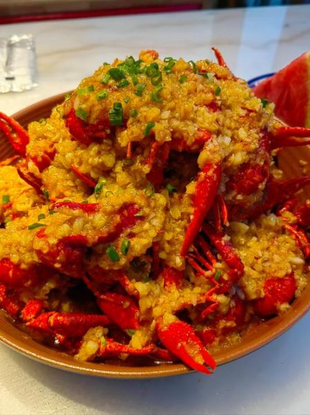 蒜蓉小龙虾怎么做_蒜蓉小龙虾做法大全-第2张图片-山城妙识 蒜蓉小龙虾怎么做_蒜蓉小龙虾做法大全-第2张图片-山城妙识