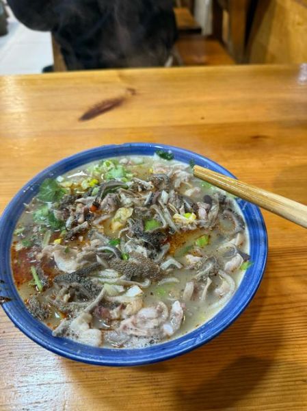 榆林羊杂碎哪里最正宗_榆林羊杂碎做法-第1张图片-山城妙识