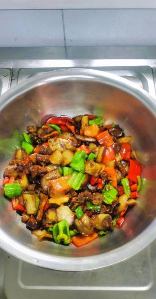 红烧猪头肉怎么做_红烧猪头肉最正宗的做法-第1张图片-山城妙识