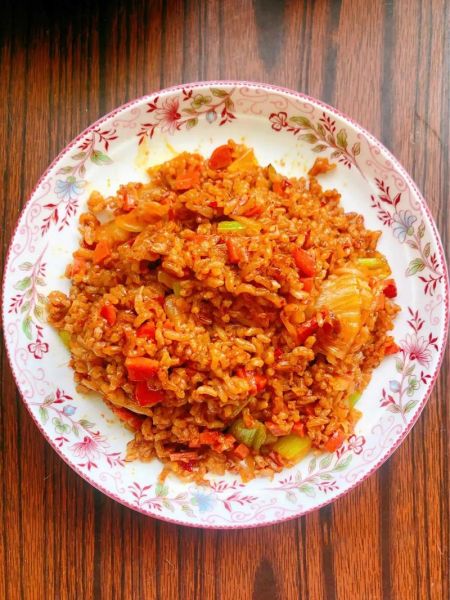 辣白菜炒饭怎么做好吃_辣白菜炒饭做法窍门-第2张图片-山城妙识 辣白菜炒饭怎么做好吃_辣白菜炒饭做法窍门-第2张图片-山城妙识