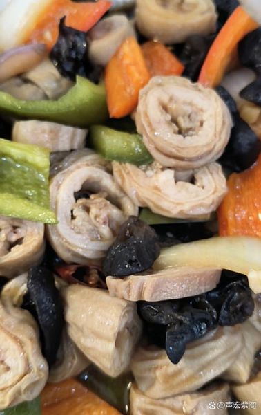 猪大肠的功效与作用_猪大肠怎么吃最补-第2张图片-山城妙识