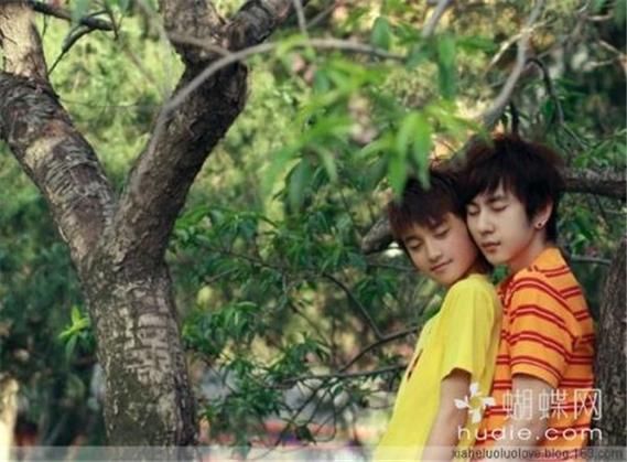 麦洛洛是谁_麦洛洛作品有哪些-第1张图片-山城妙识