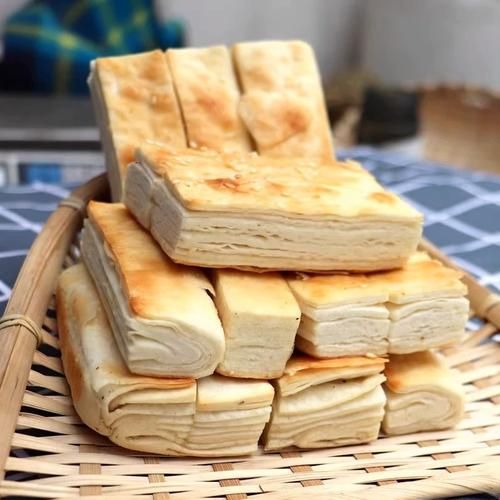 葱香千层饼怎么做_家常千层饼做法-第3张图片-山城妙识