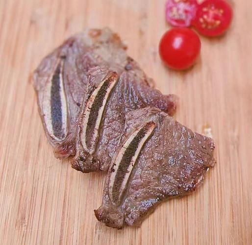 煎牛仔骨怎么做好吃_煎牛仔骨需要腌制多久-第1张图片-山城妙识 煎牛仔骨怎么做好吃_煎牛仔骨需要腌制多久-第1张图片-山城妙识