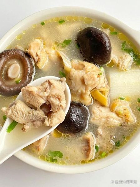香菇胡萝卜炖鸡的危害_什么人不能吃-第2张图片-山城妙识