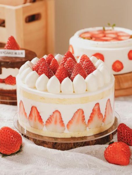 蛋糕奶油是用什么做的_奶油种类有哪些-第1张图片-山城妙识 蛋糕奶油是用什么做的_奶油种类有哪些-第1张图片-山城妙识