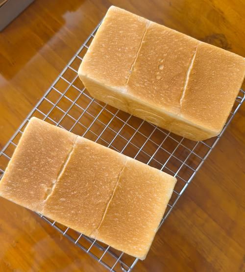 面包的拼音怎么拼_面包的拼音声调是几声-第1张图片-山城妙识