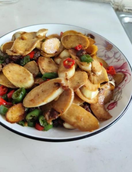 高笋炒肉要不要焯水_高笋炒肉焯水好处-第3张图片-山城妙识 高笋炒肉要不要焯水_高笋炒肉焯水好处-第3张图片-山城妙识