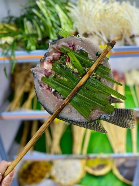 香茅草烤鱼怎么做_香茅草烤鱼用什么鱼最好-第1张图片-山城妙识