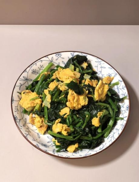 菠菜炒鸡蛋怎么做_菠菜炒鸡蛋需要焯水吗-第3张图片-山城妙识 菠菜炒鸡蛋怎么做_菠菜炒鸡蛋需要焯水吗-第3张图片-山城妙识