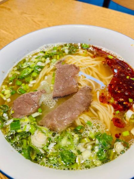 兰州牛肉面哪家最正宗_兰州本地人推荐哪家牛肉面-第1张图片-山城妙识