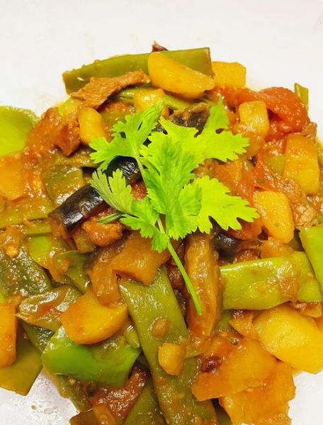 怎么做乱炖比较好吃_乱炖的家常做法-第2张图片-山城妙识