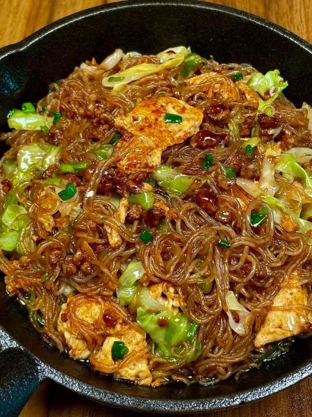 包菜粉丝炒肉怎么做好吃_包菜粉丝炒肉家常做法-第1张图片-山城妙识