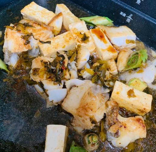 酸菜鱼头炖豆腐怎么做_酸菜鱼头炖豆腐家常做法-第3张图片-山城妙识
