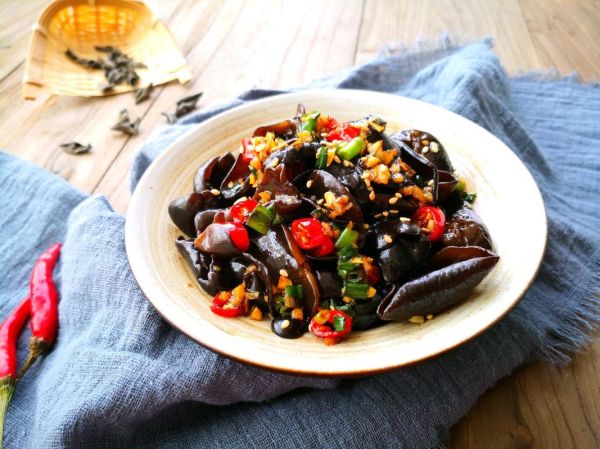 木耳芥末凉菜怎么做_木耳芥末凉菜做法-第3张图片-山城妙识