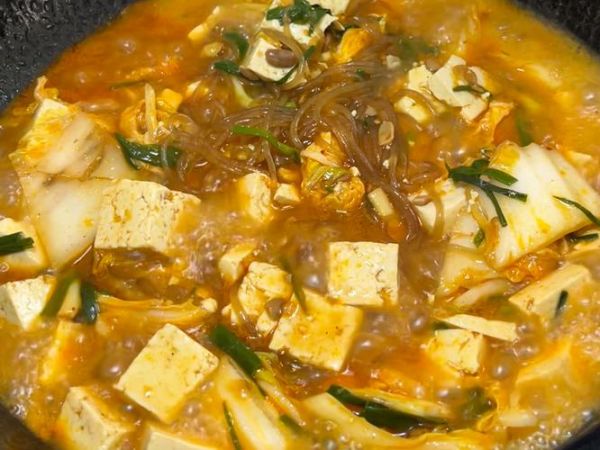 豆腐白菜煲怎么做_豆腐白菜煲需要焯水吗-第1张图片-山城妙识 豆腐白菜煲怎么做_豆腐白菜煲需要焯水吗-第1张图片-山城妙识