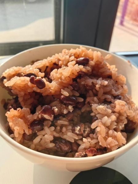 赤豆糯米饭的做法_赤豆糯米饭的功效与禁忌-第3张图片-山城妙识