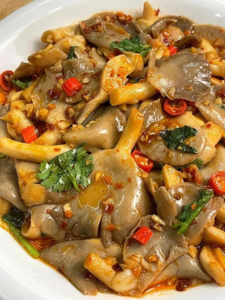 炒平菇怎么炒才好吃_平菇去水技巧-第1张图片-山城妙识 炒平菇怎么炒才好吃_平菇去水技巧-第1张图片-山城妙识