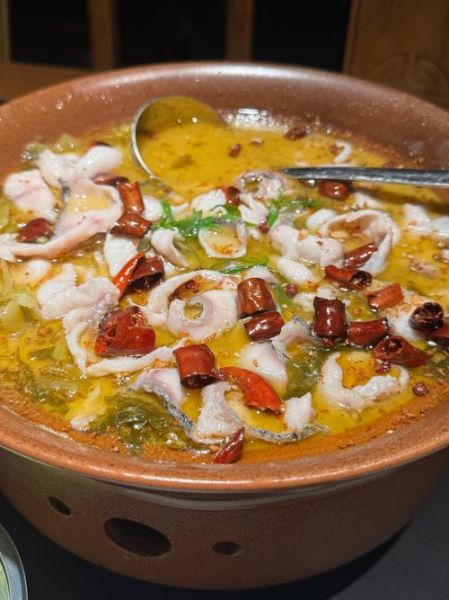 水煮酸菜鱼最正宗的做法_水煮酸菜鱼怎么做才好吃-第1张图片-山城妙识