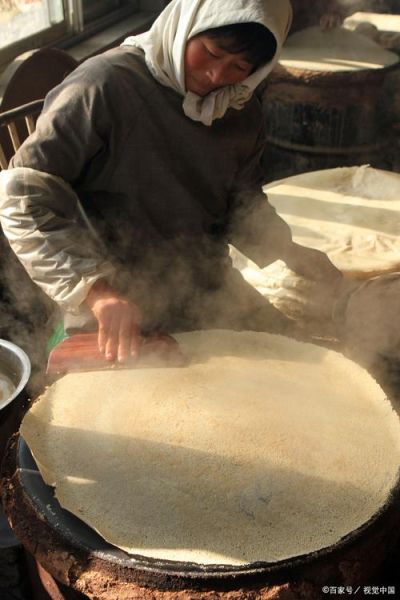 家常摊煎饼怎么做_摊煎饼面糊比例是多少-第2张图片-山城妙识 家常摊煎饼怎么做_摊煎饼面糊比例是多少-第2张图片-山城妙识