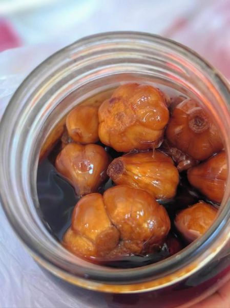 腌制大蒜子的正确方法_怎样腌蒜不辣不苦-第2张图片-山城妙识 腌制大蒜子的正确方法_怎样腌蒜不辣不苦-第2张图片-山城妙识