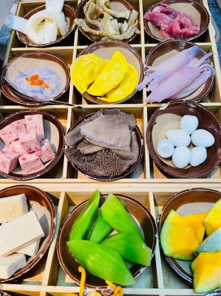 吃火锅都吃什么菜好吃_火锅必点菜品推荐-第1张图片-山城妙识