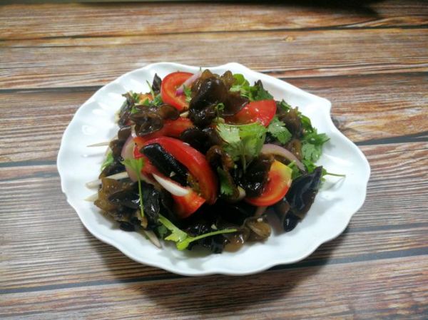 芥末凉拌木耳怎么做_芥末凉拌木耳热量高吗-第2张图片-山城妙识