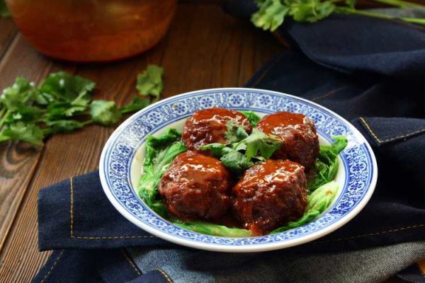 狮子头里面可以放什么菜_家常狮子头配菜推荐-第3张图片-山城妙识 狮子头里面可以放什么菜_家常狮子头配菜推荐-第3张图片-山城妙识