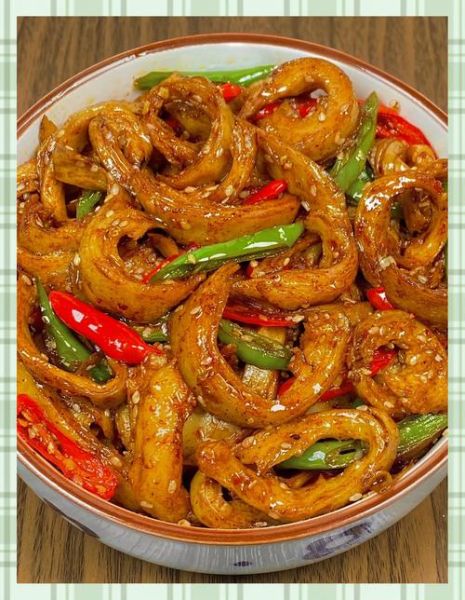 青椒炒面筋怎么炒好吃_青椒炒面筋的家常做法-第1张图片-山城妙识