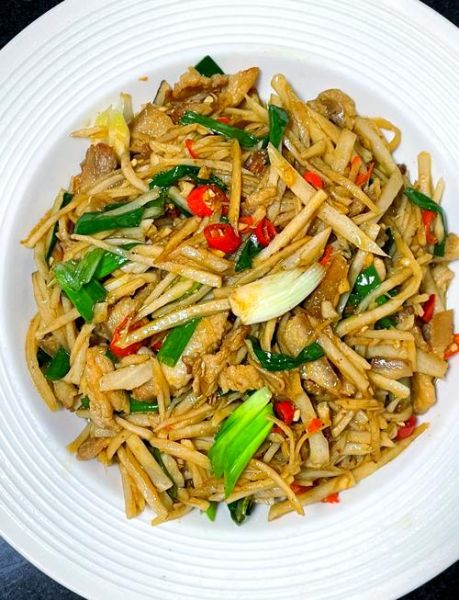 藕炒肉丝怎样炒才好吃_藕炒肉丝的家常做法-第1张图片-山城妙识 藕炒肉丝怎样炒才好吃_藕炒肉丝的家常做法-第1张图片-山城妙识