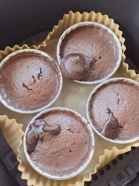 熔岩蛋糕怎么做_需要哪些材料-第1张图片-山城妙识