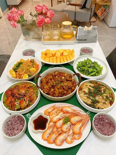 夏季晚餐吃什么好_夏天晚餐适合吃什么-第1张图片-山城妙识