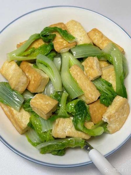 白菜炒麻豆腐怎么做_麻豆腐炒白菜家常做法-第1张图片-山城妙识 白菜炒麻豆腐怎么做_麻豆腐炒白菜家常做法-第1张图片-山城妙识