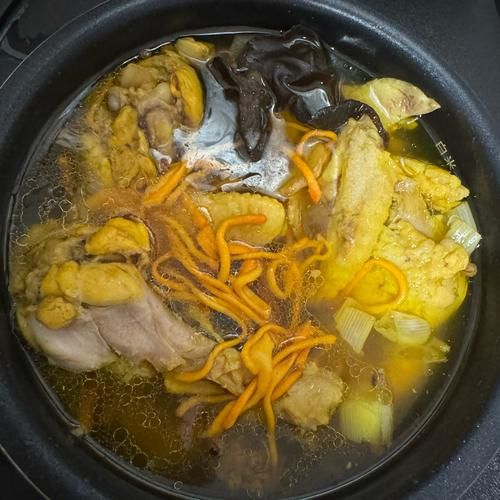 鸡汤怎么炖好喝_家常鸡汤的做法大全-第1张图片-山城妙识