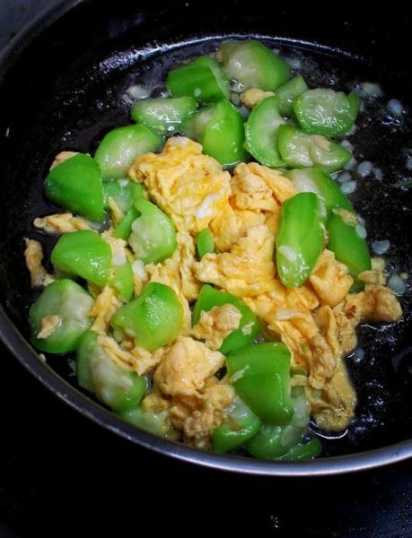 家常丝瓜怎么做好吃_丝瓜炒蛋的做法窍门-第1张图片-山城妙识 家常丝瓜怎么做好吃_丝瓜炒蛋的做法窍门-第1张图片-山城妙识