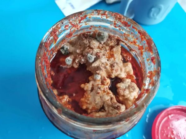 霉豆腐发霉失败的原因_霉豆腐表面发黑还能吃吗-第1张图片-山城妙识